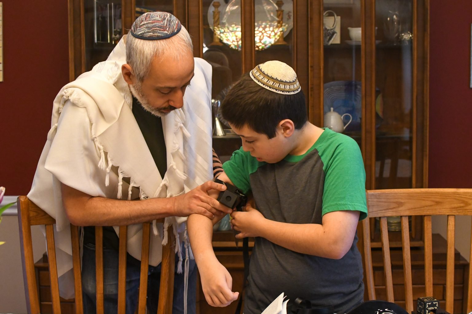 Putting On Tefillin - Not In Jersey